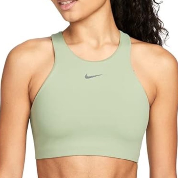 Nike | Tops | New Nike W Ny Df Alate Curve Bra Xl | Poshmark
